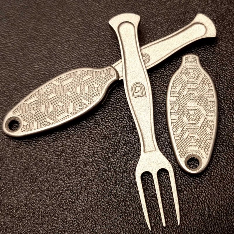 Titanium French Fry Fork "Classic" as a keyring | 7000004